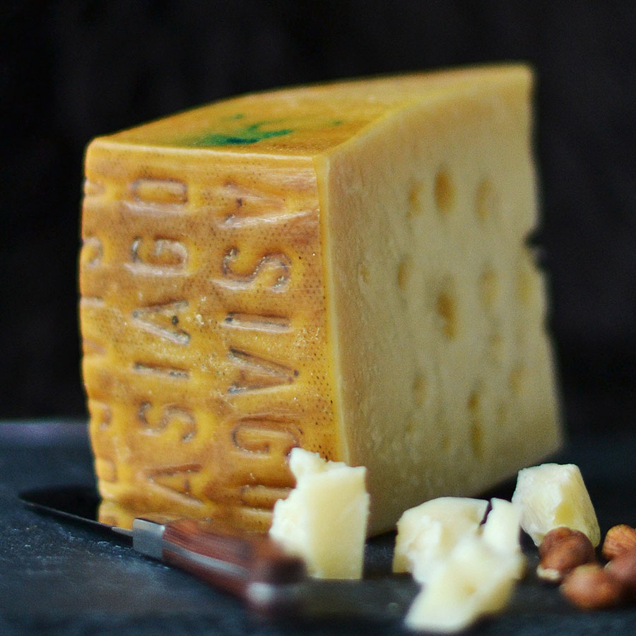 Hvad er hård (gul) ost - Ostesnak