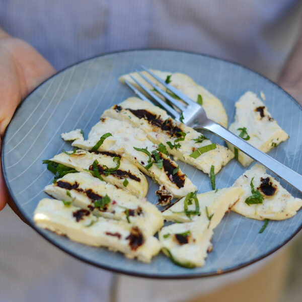 Hjemmelavet halloumi (grillost) - Ostesnak