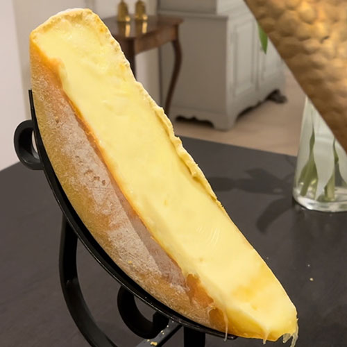 Hvad er hård (gul) ost - Ostesnak